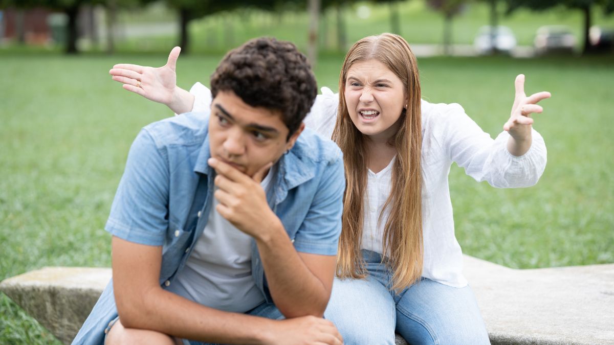 Signs of a Toxic Girlfriend